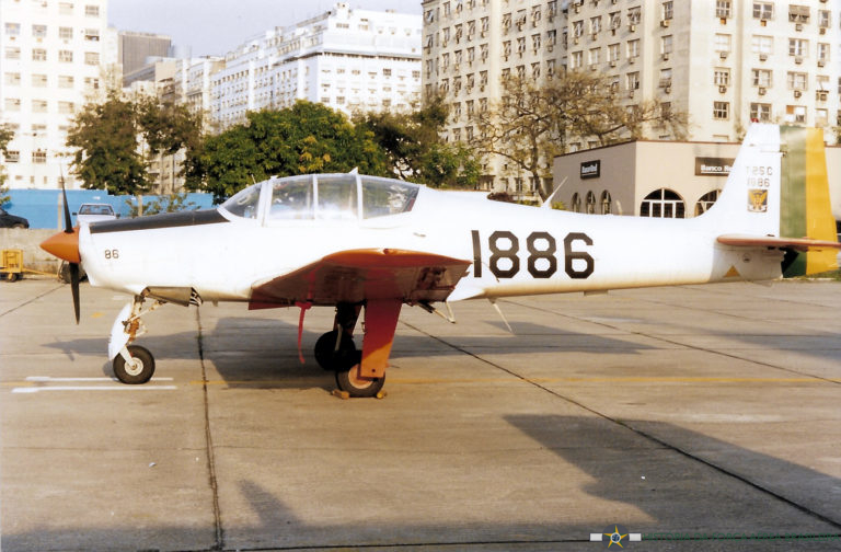 Neiva T-25 Universal – História da Força Aérea Brasileira